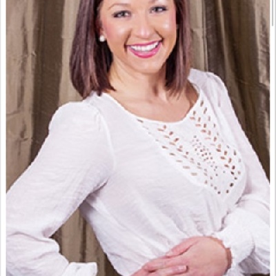 Sarah Hoggle - Instructor Page